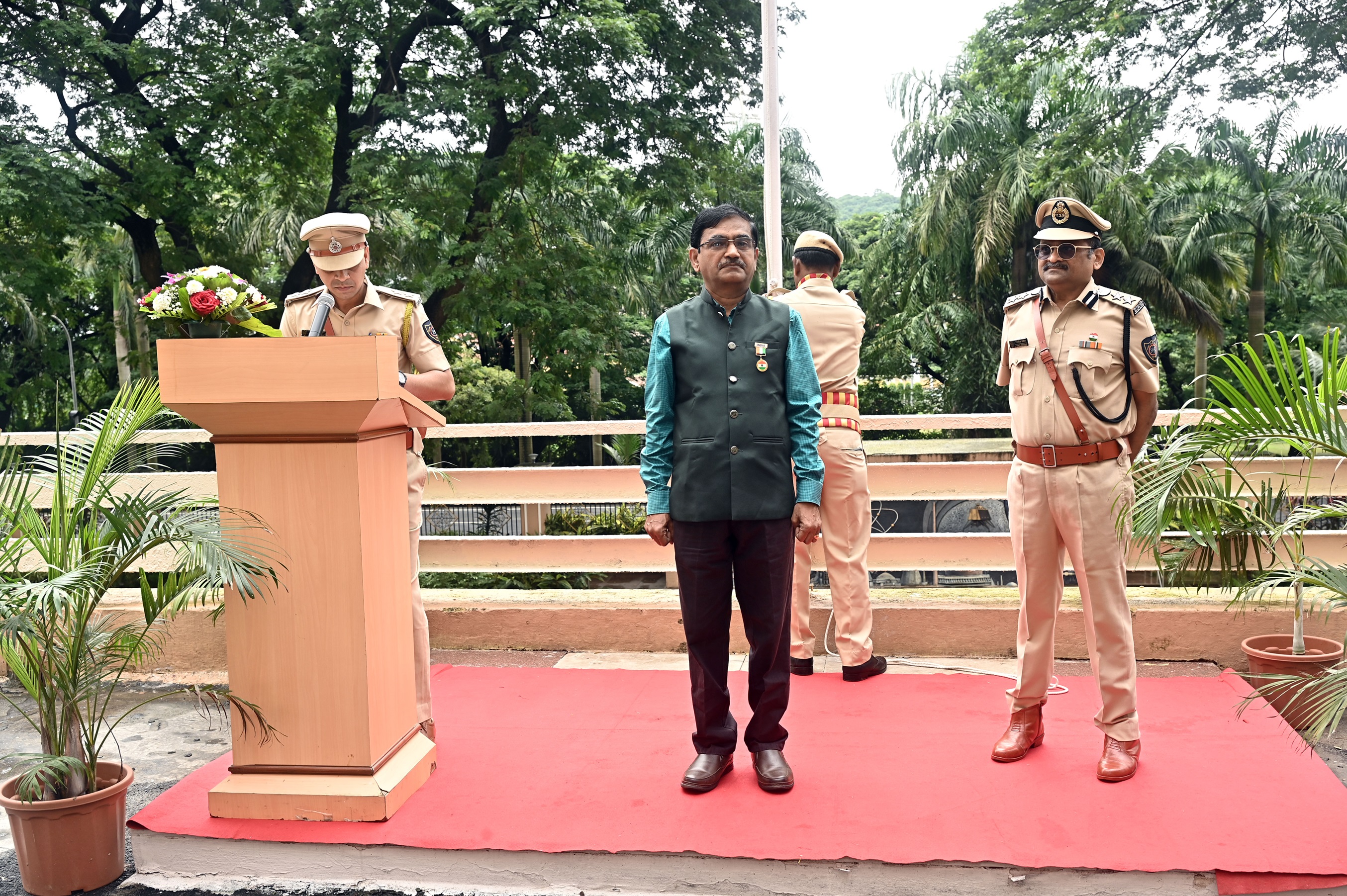 Shri S. Satyakumar, Chairman & Chief Executive, Heavy Water Board ...